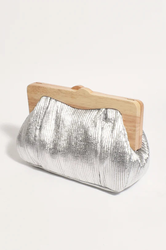 MIRA METALLIC PLEATED TIMBER FRAME CLUTCH | Pearls & Roses